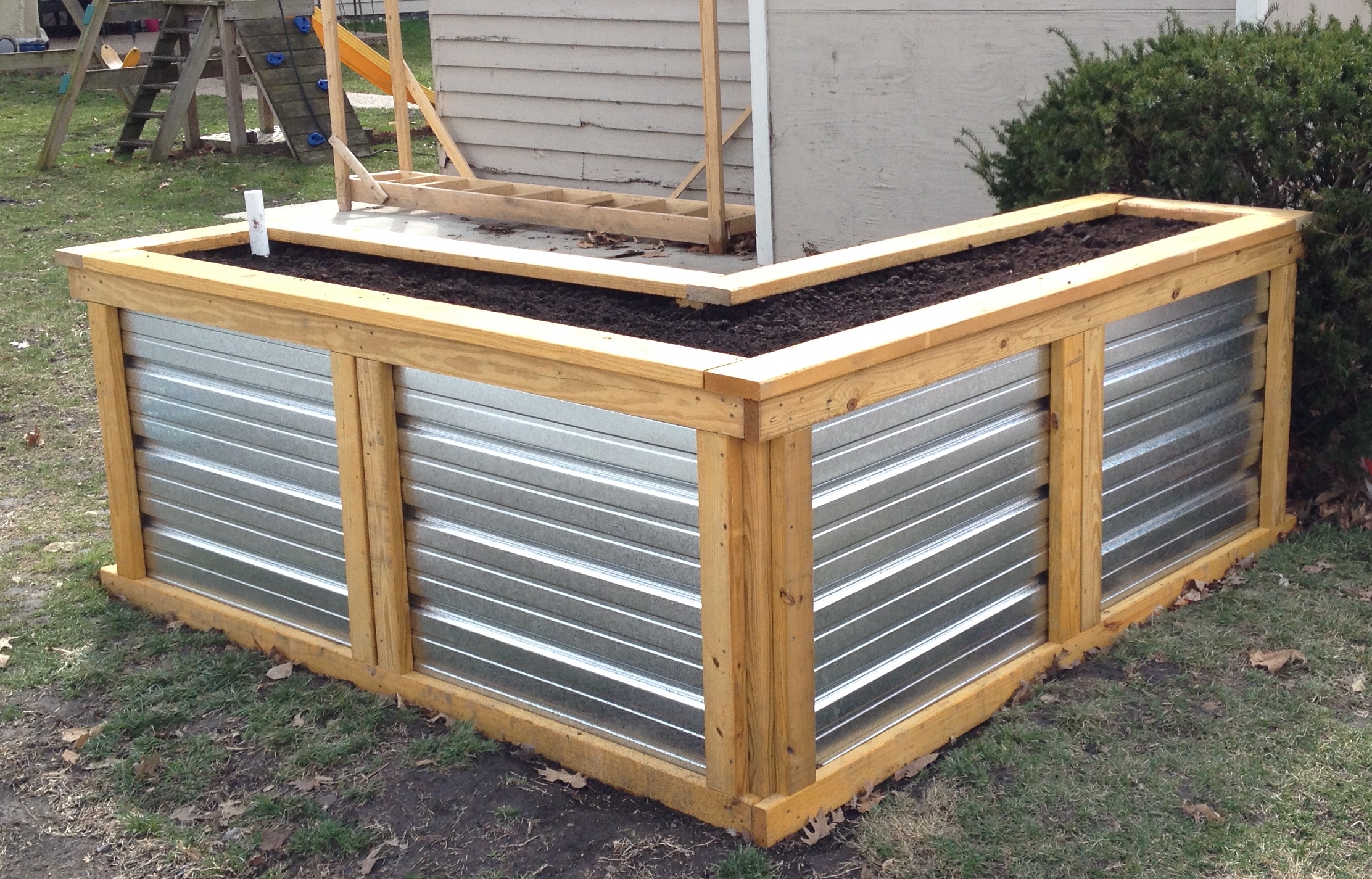 Building A Self Watering Raised Garden Bed Frugal Living